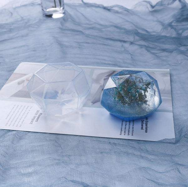 Diamond Cut Candle & Paper Weight – Bina's Art - Resin Store